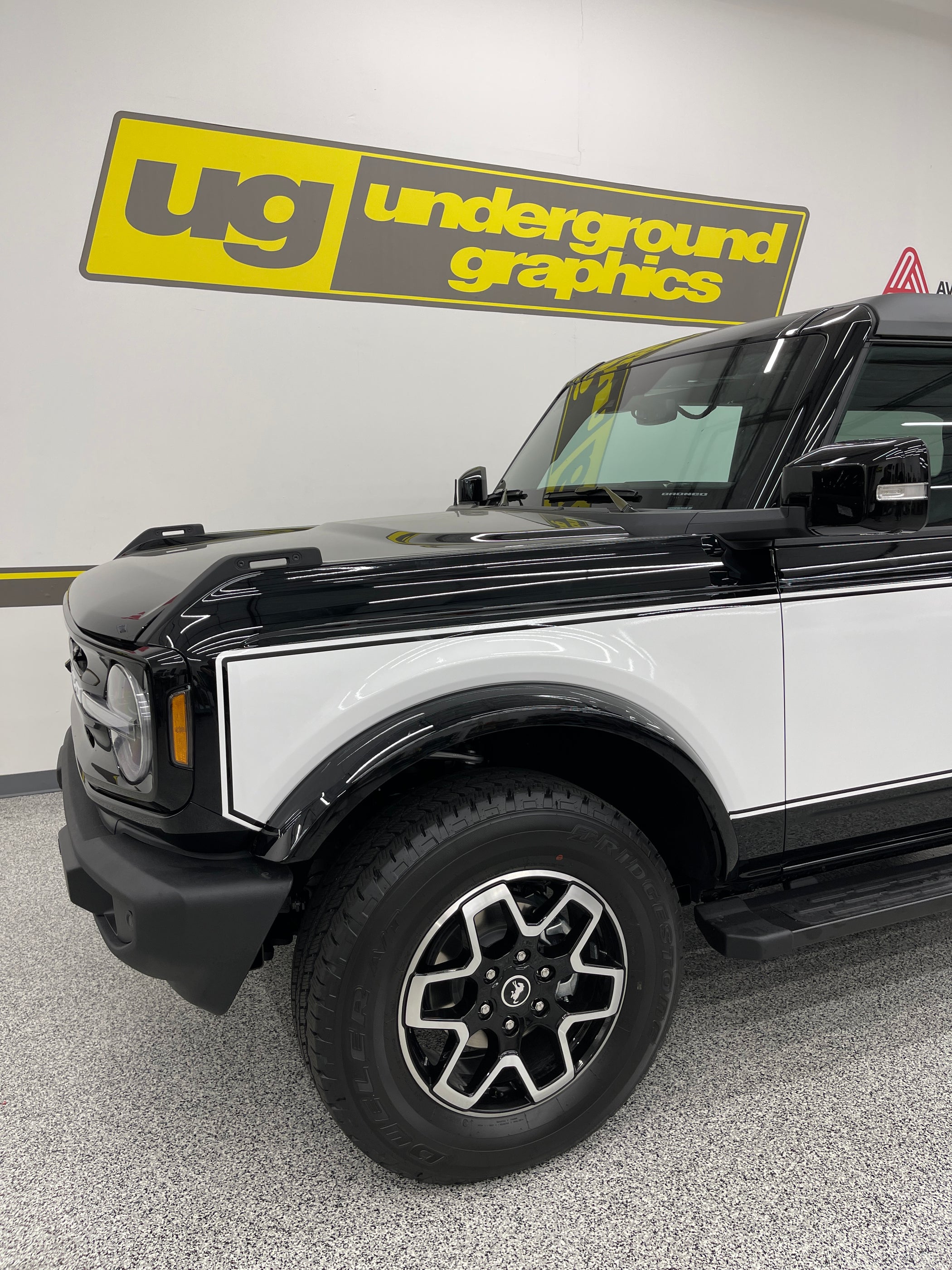 Bronco Retro Side Panels — Underground Graphics