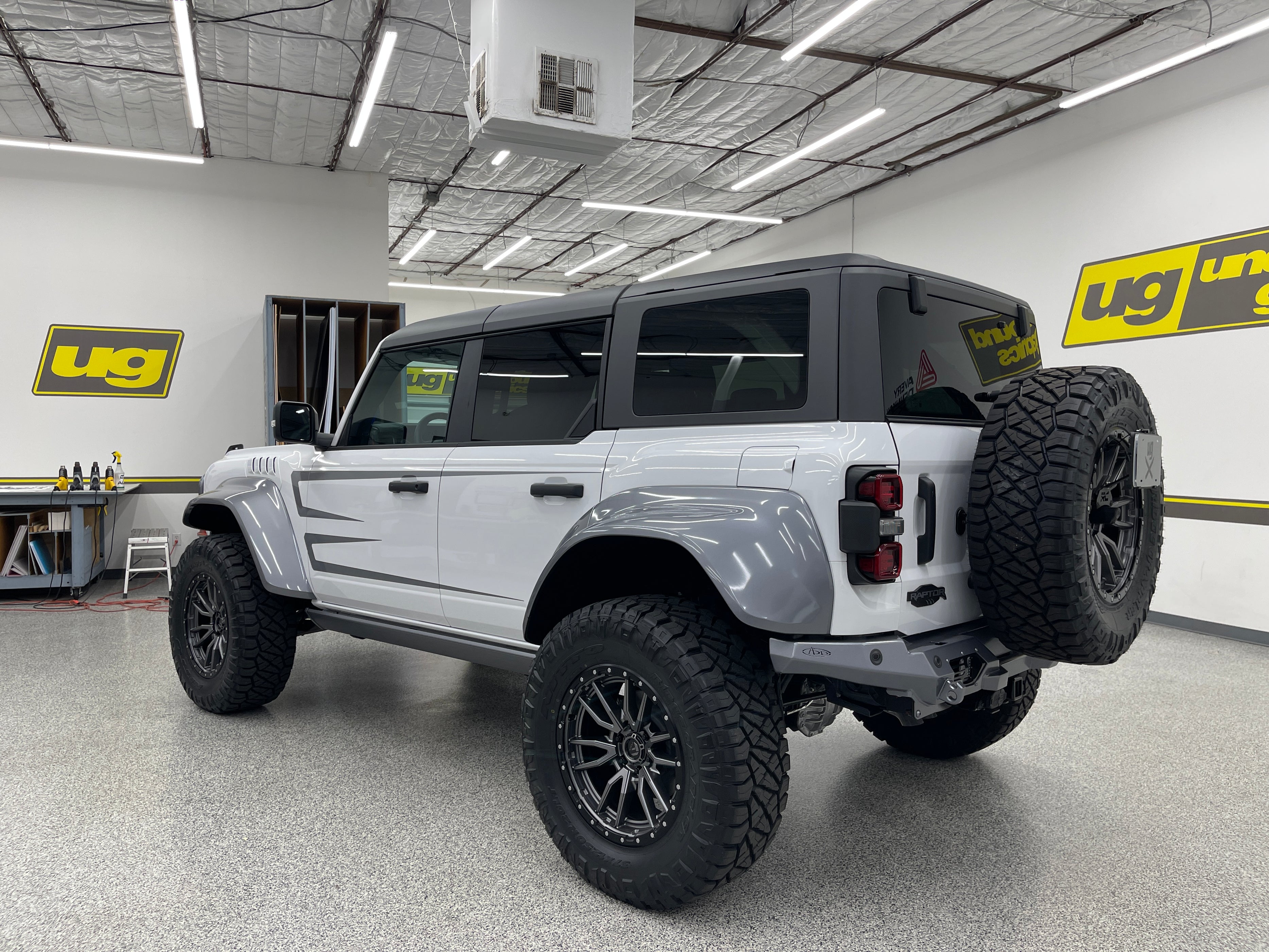 Bronco MAXXED kit — Underground Graphics