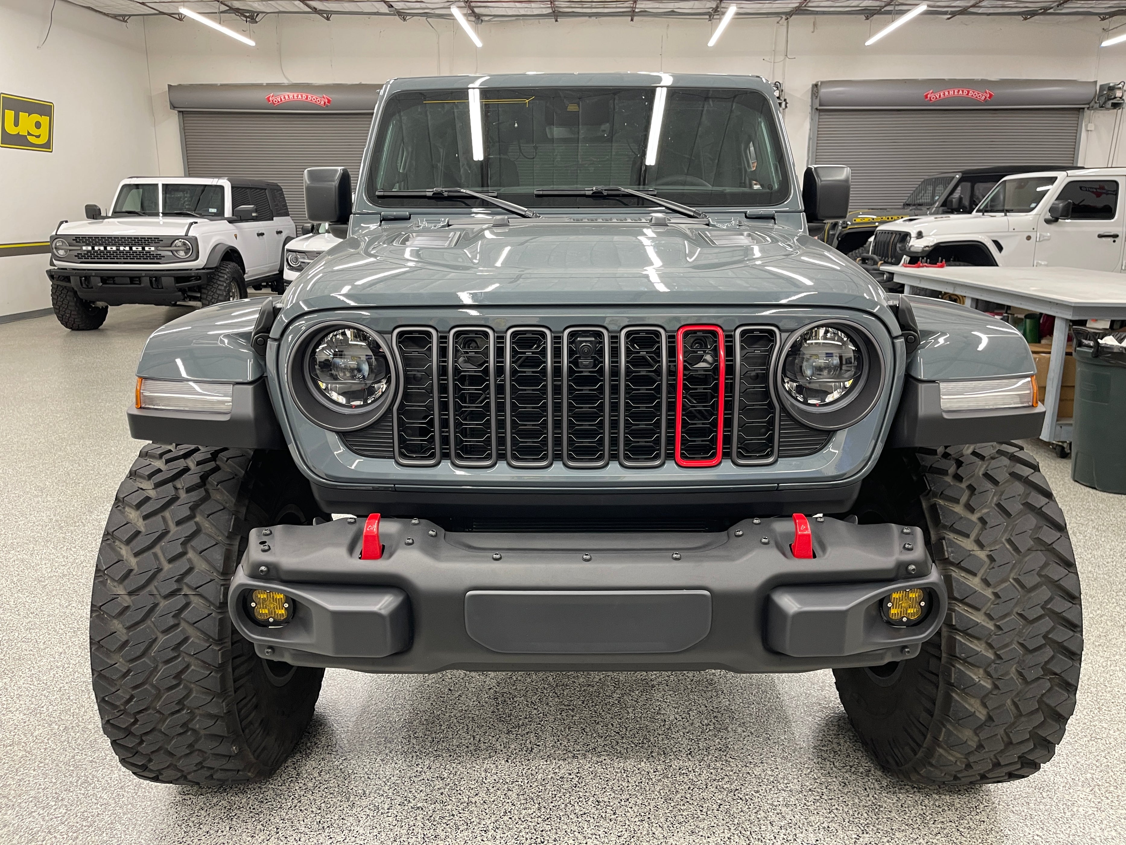 Jeep Grill Pinstripe Inlays (2024+) — Underground Graphics