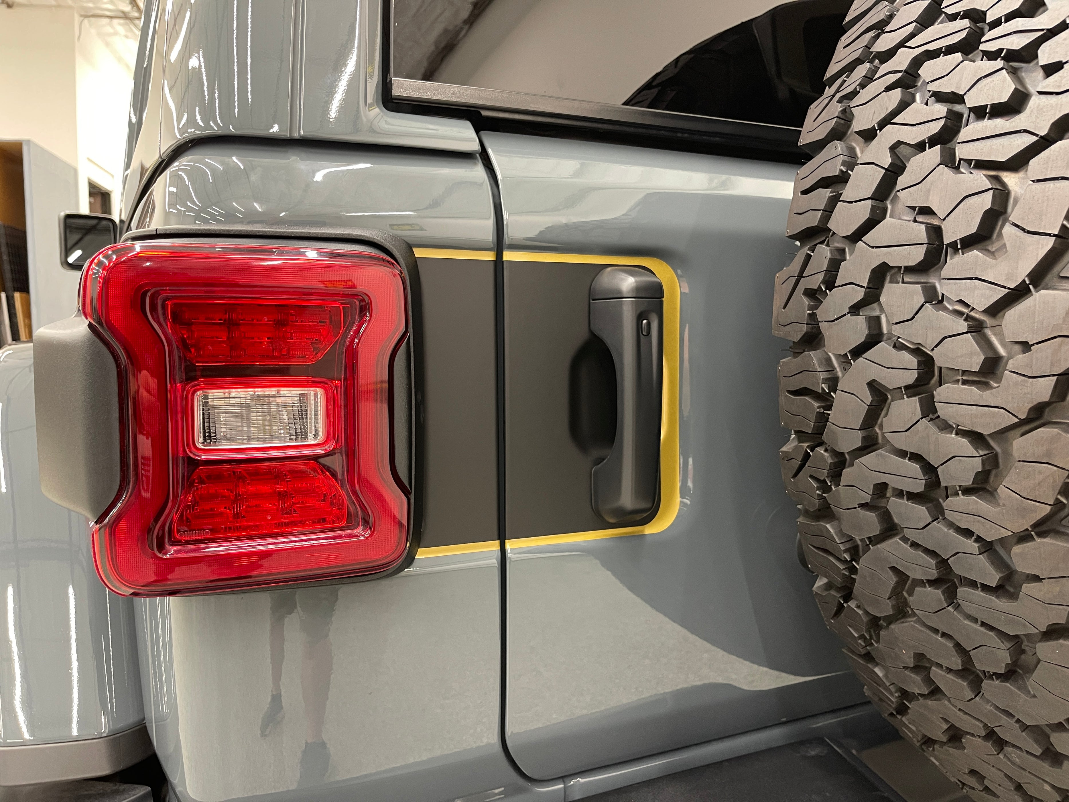 Jeep 392 FINAL VERSION Graphics Kit — Underground Graphics