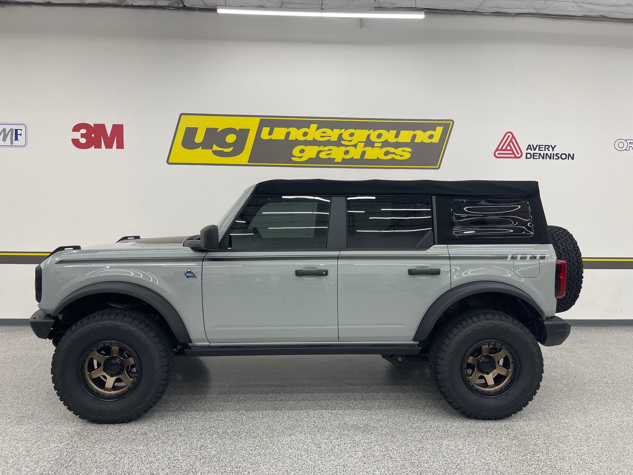 Bronco Stripes — Underground Graphics